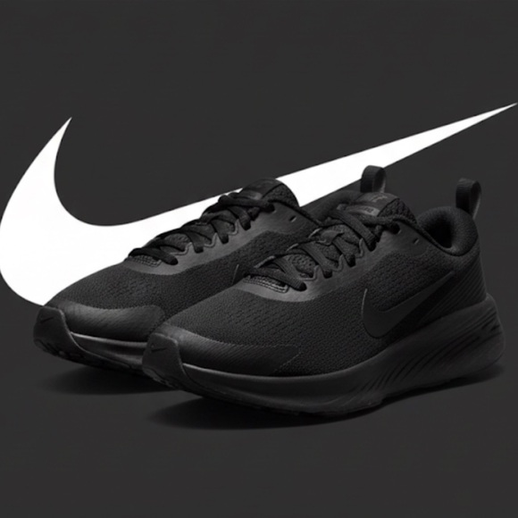 Nike | Shoes | Authentic Nike Signature Designer Mens Sneakers Sz 75 ...